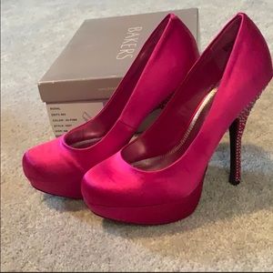 goldfish Shoes | Nwot Gold Glitter Studded Heels | Poshmark